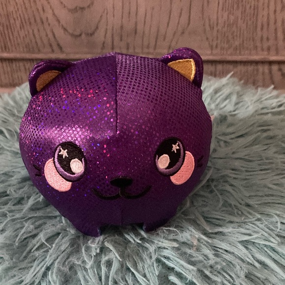 Squeezamals | Toys | New No Tag On It Never Used Purple Sparkly Stuffed ...